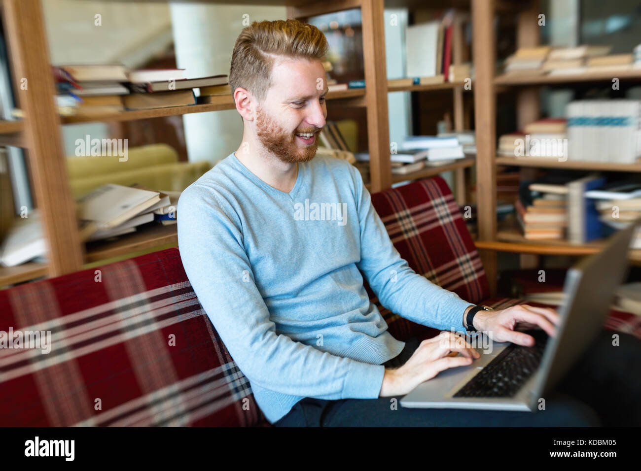 Student bar work hi-res stock photography and images - Alamy