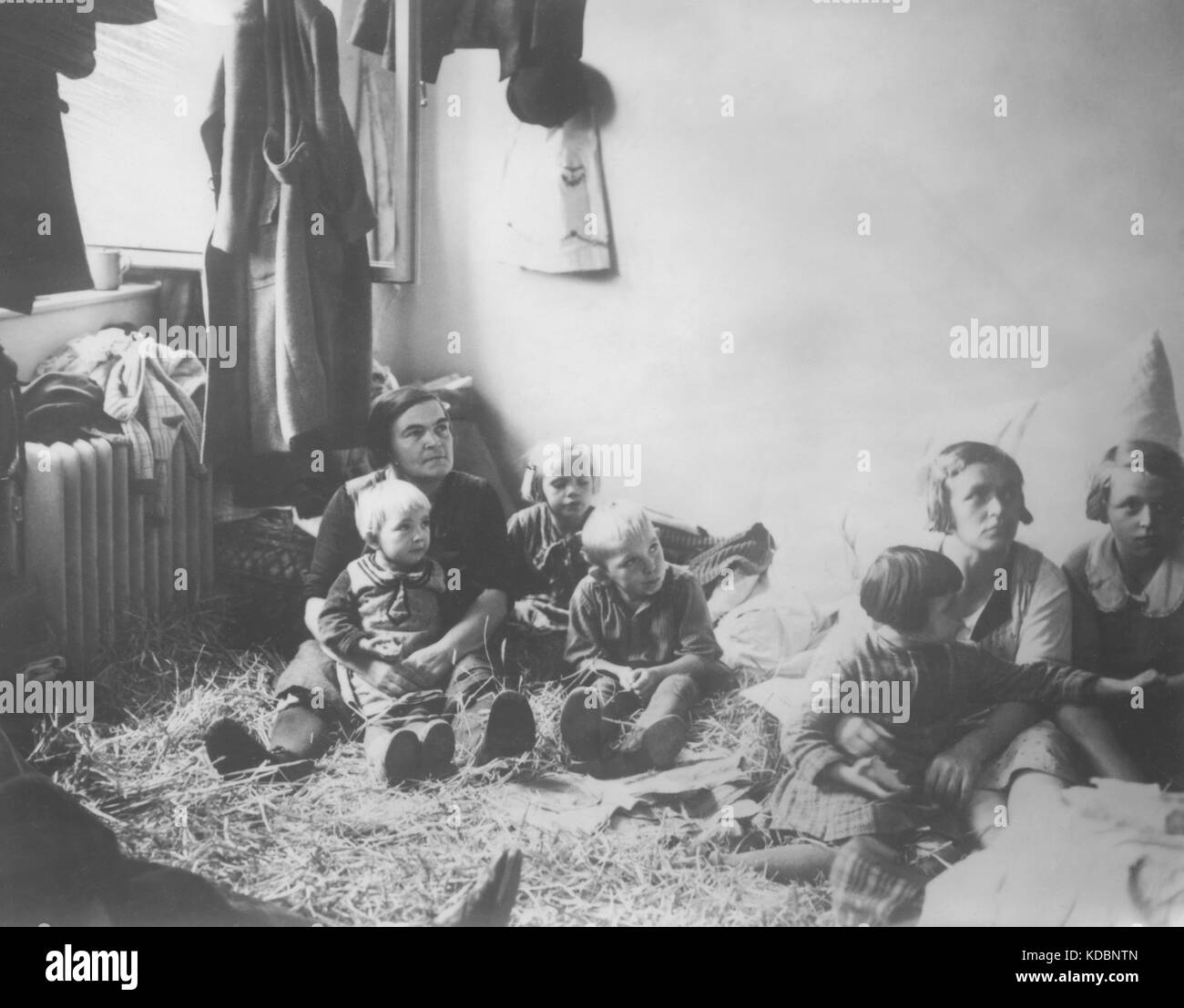 Czechoslovakia, October 6, 1938, evacuated Czech citizens who were ...