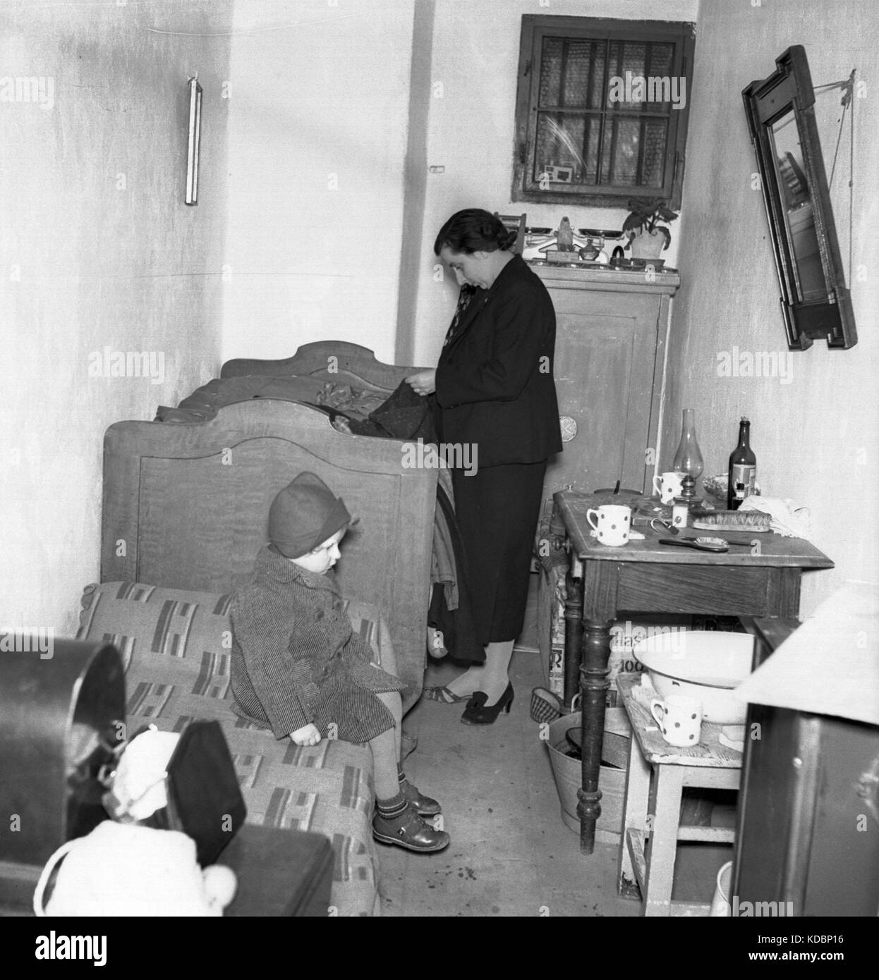 Czechoslovakia October, 1938, evacuated Czech citizens who were forced ...