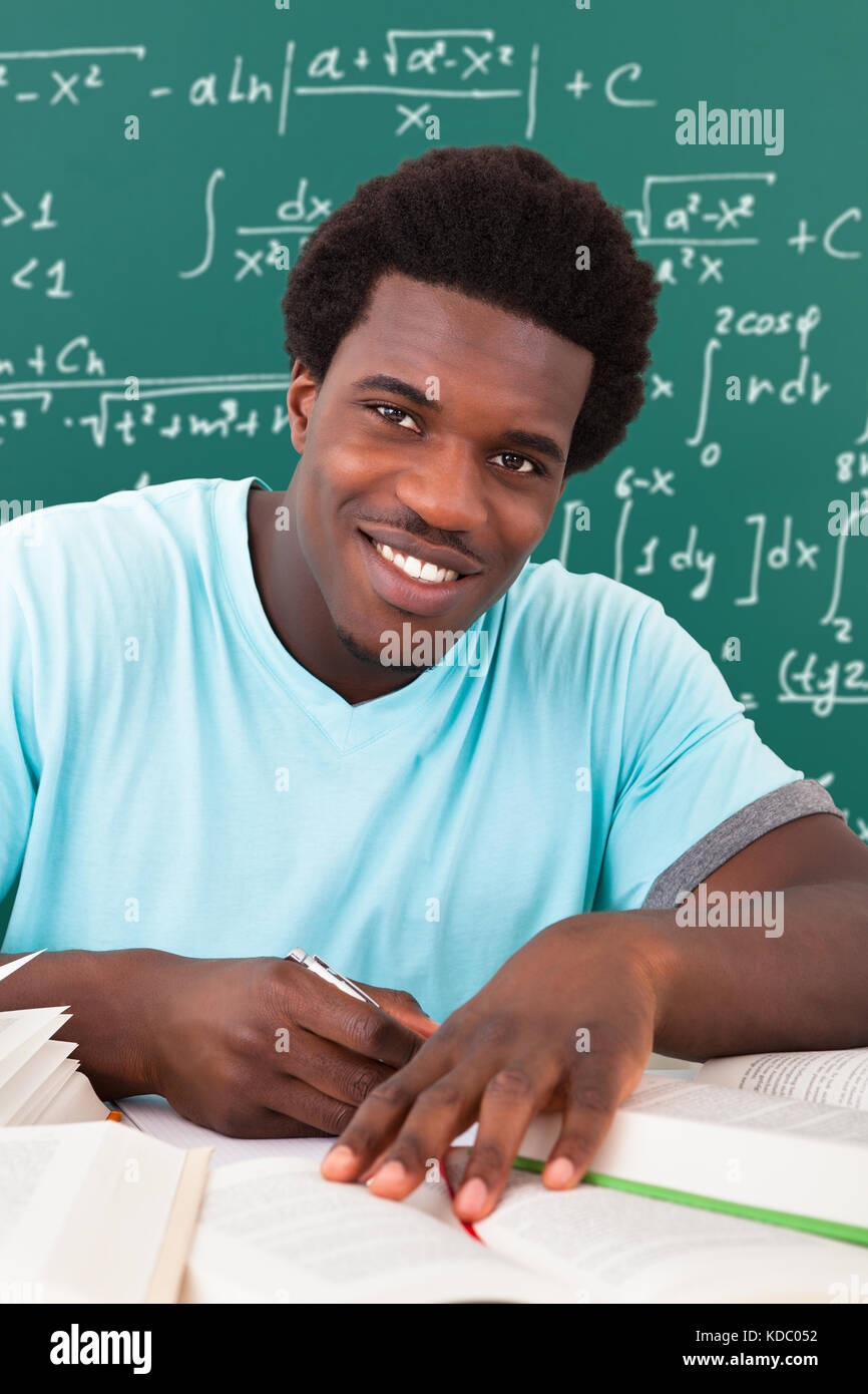 African american male teacher hi-res stock photography and images - Alamy
