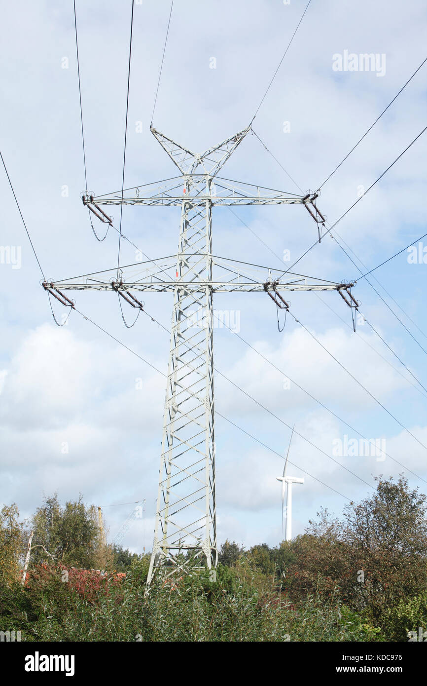 Electricity pylon or tower, Power Line Stock Photo - Alamy