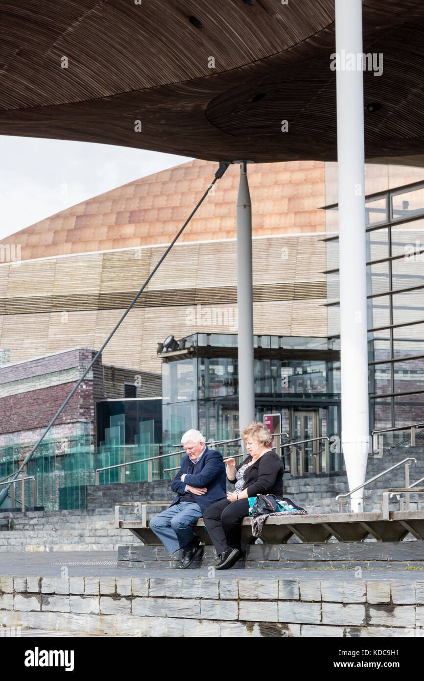 Wet docks hi-res stock photography and images - Alamy