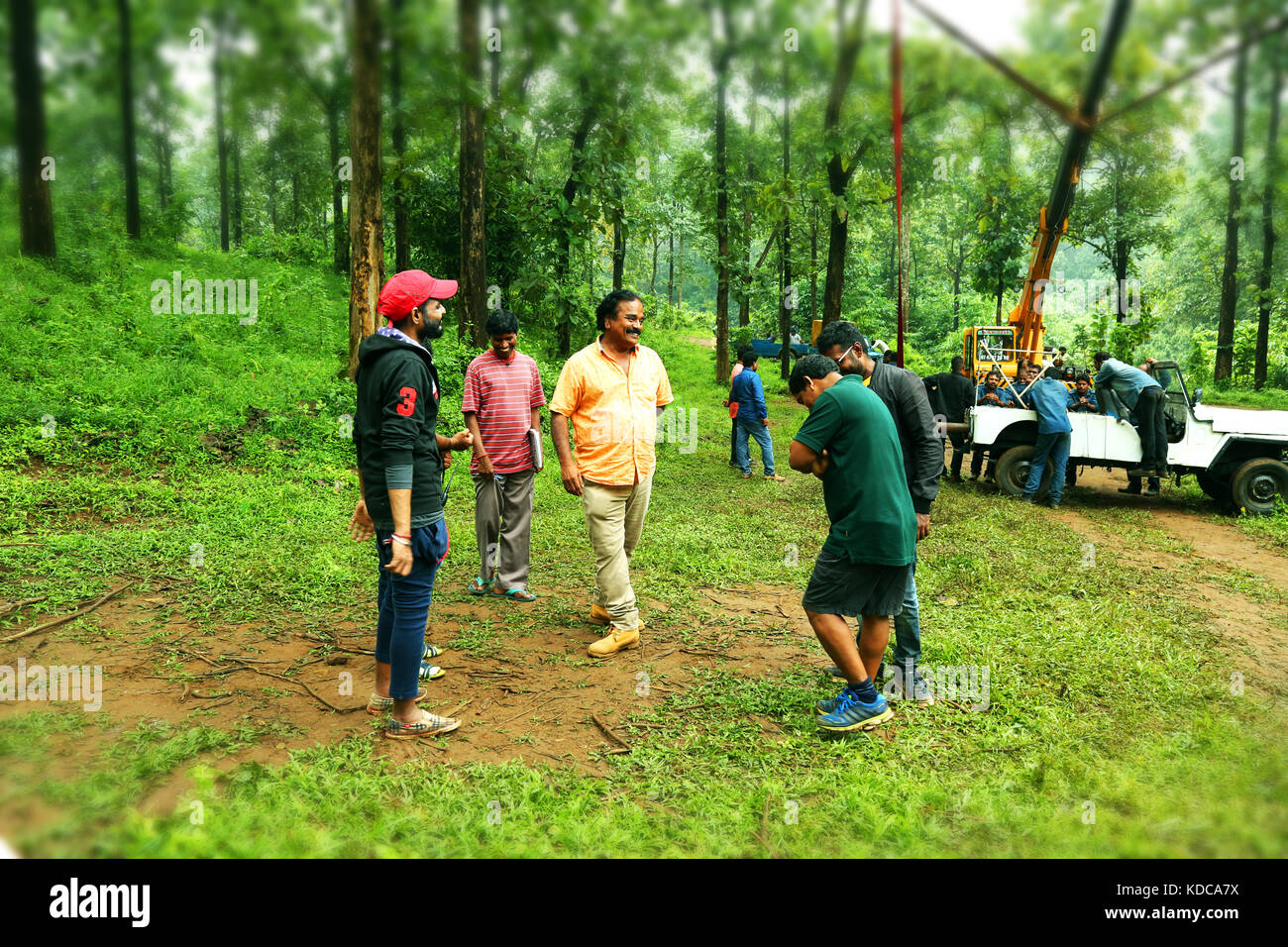 Film Crew discussion at movie shooting Location Stock Photo - Alamy