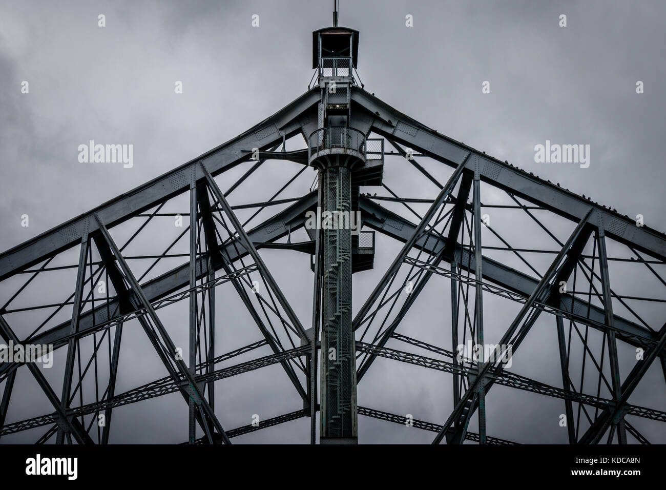 Loschwitz Bridge ( blue wonder, blaues wunder ) is a cantilever truss ...