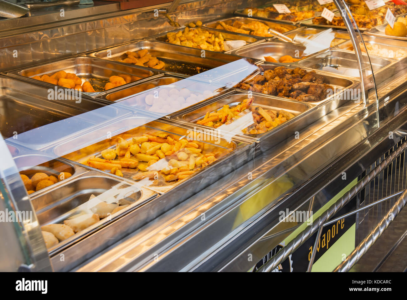 Italy Market stalls Friggitoria 2 Stock Photo - Alamy