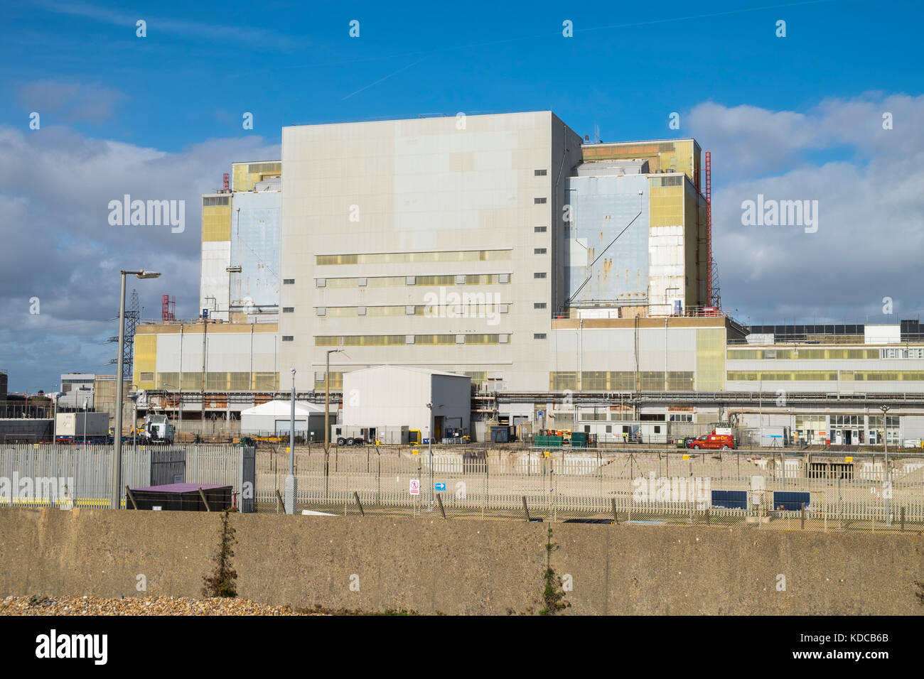 Dungeness nuclear power plant B, Kent, UK Stock Photo - Alamy