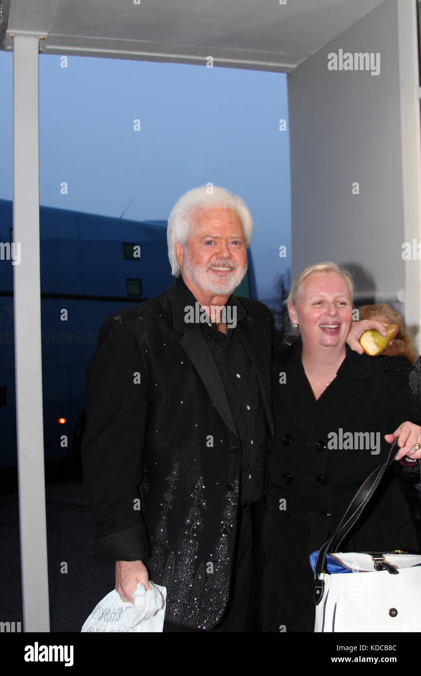 Osmonds, Jimmy, Merrill and Jay arriving at the Venue Cymru Llandudno ...