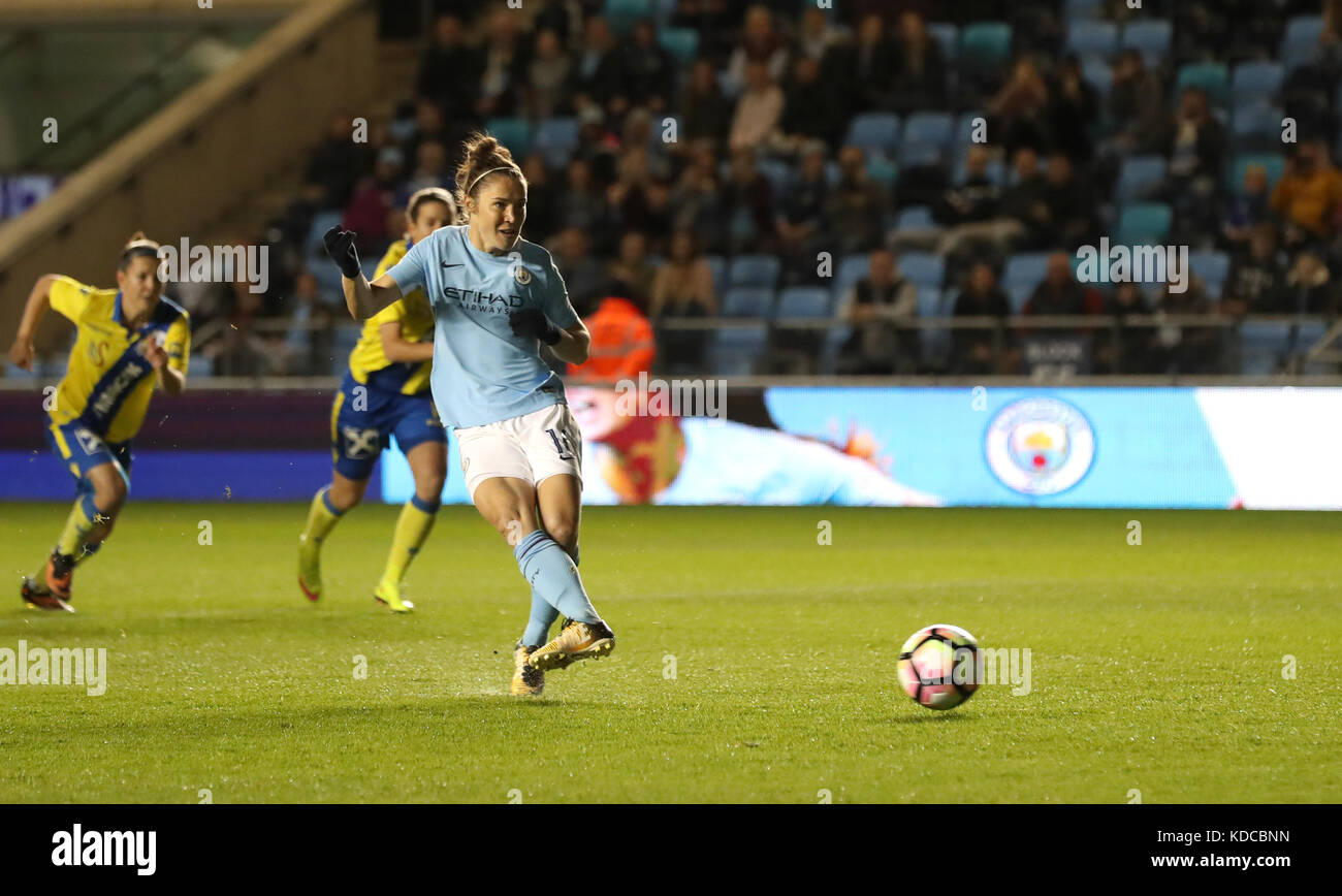 Manchester City's Jane Ross misses a penalty during the UEFA Women's ...