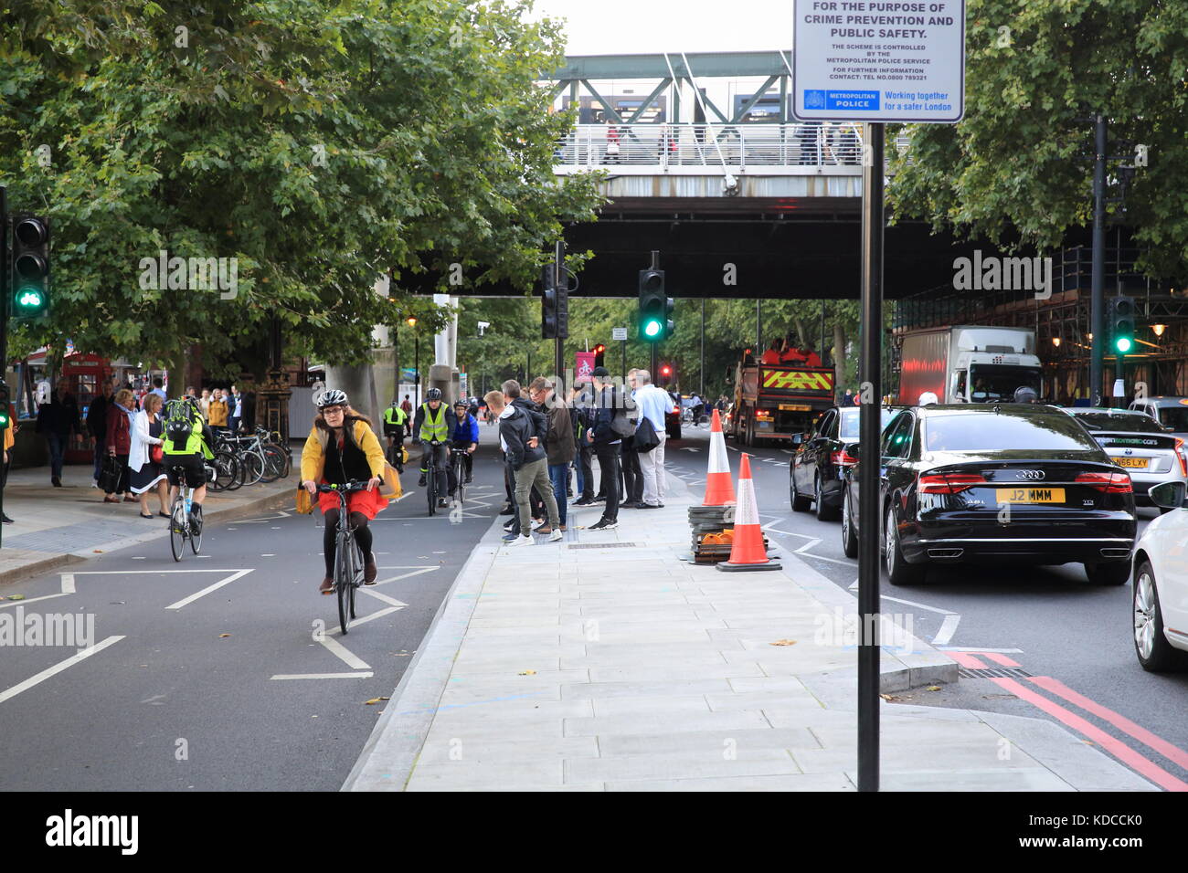 Cyclists cars lorries uk hi-res stock photography and images - Alamy