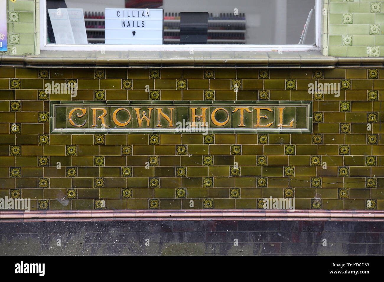 Tiled facade hi-res stock photography and images - Alamy