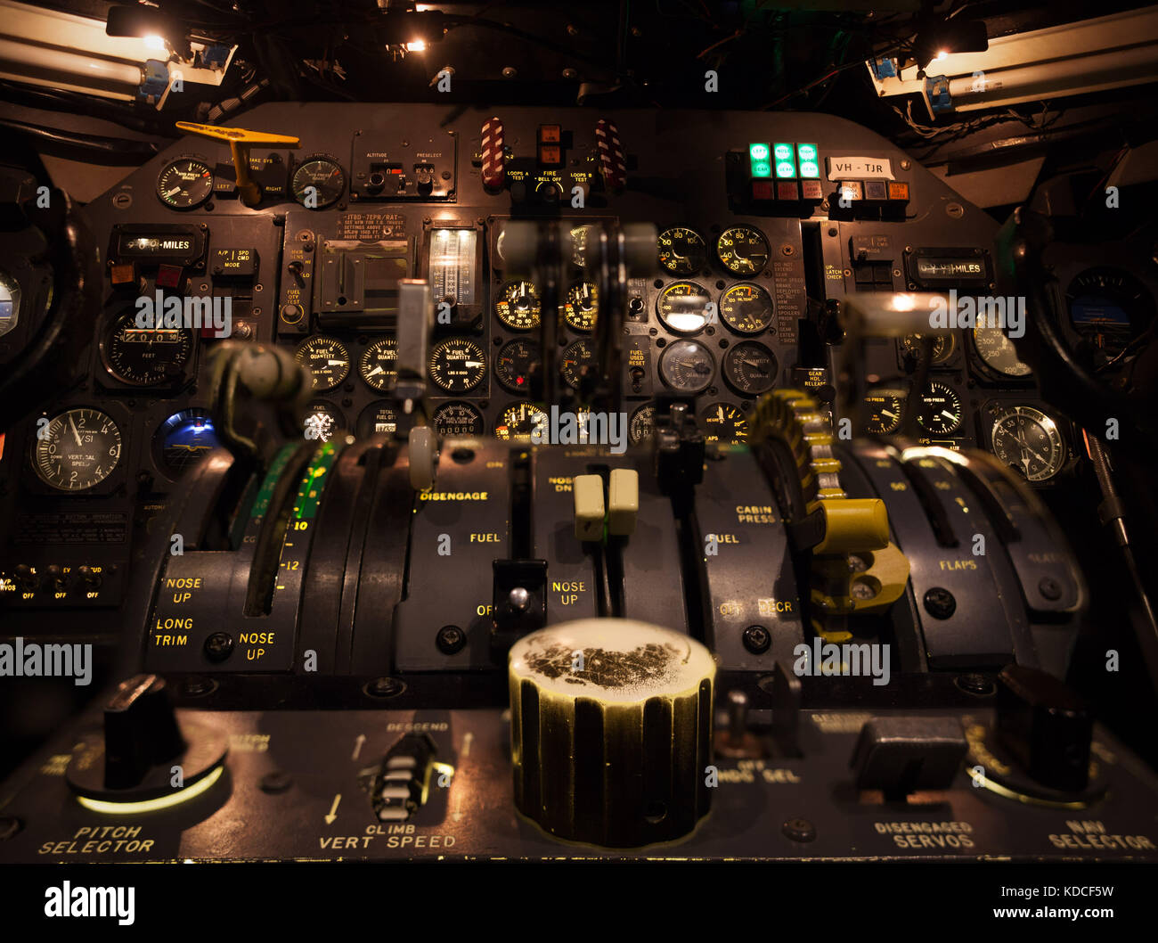 Airplane cockpit dials hi-res stock photography and images - Alamy