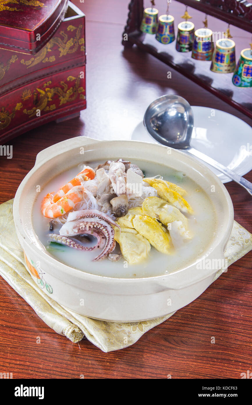 chinese supreme chicken or seafood broth Stock Photo - Alamy