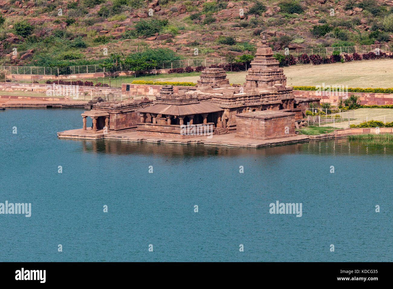 Shiva Statue Inside Cave Temples High Resolution Stock Photography and ...