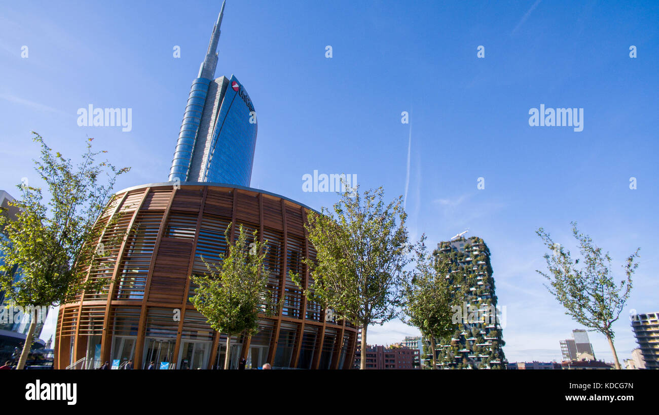 Unicredit pavilion building hi-res stock photography and images - Alamy