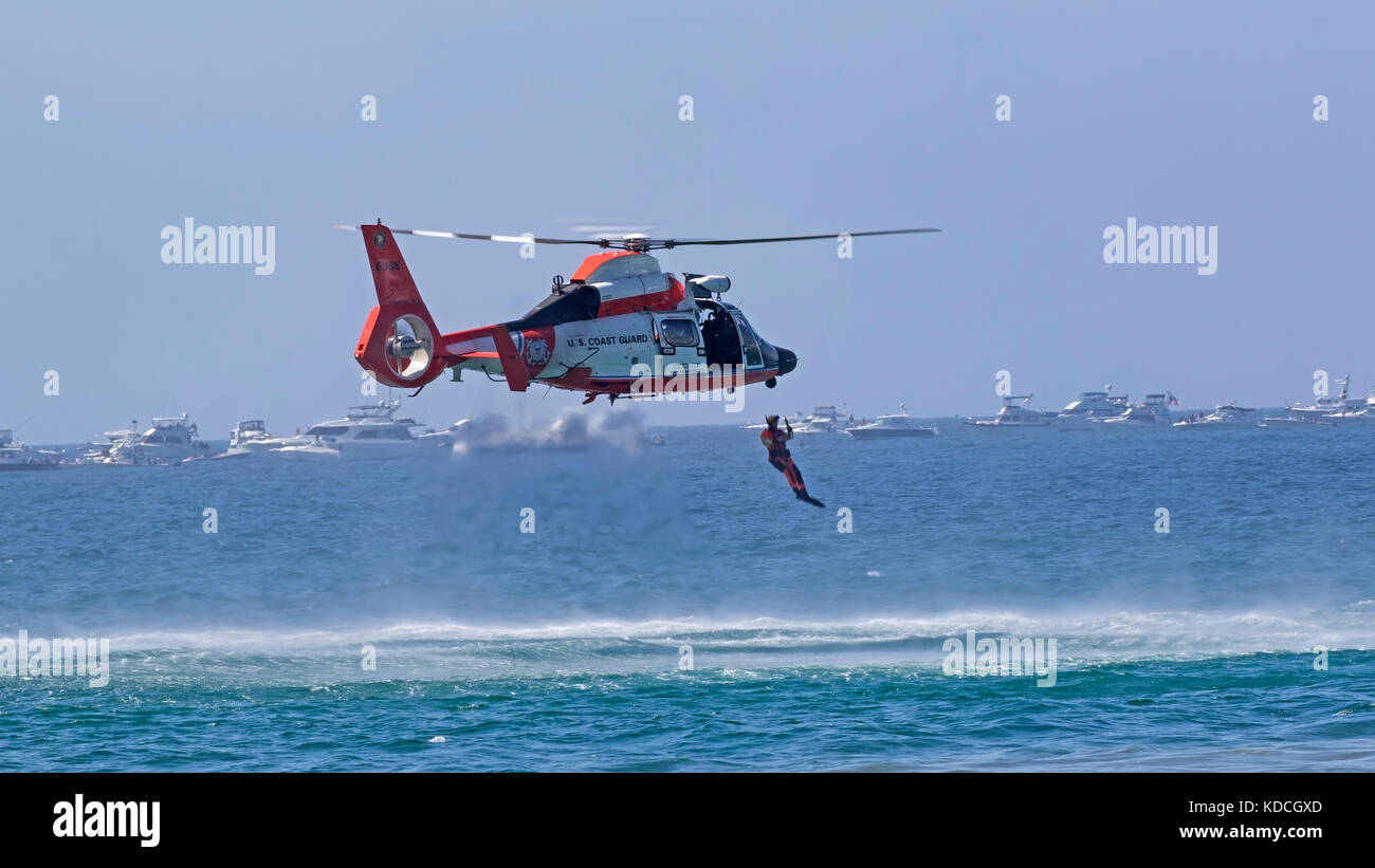 Helicopter search and rescue demonstration at the Huntington Beach ...