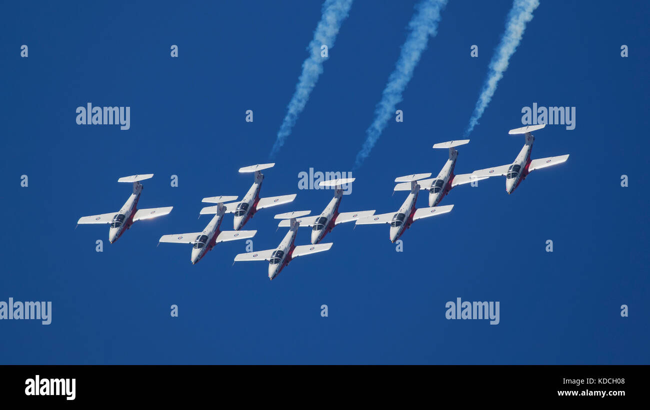 Airplanes RCAF Snowbirds jet team performing at the Huntington Beach ...
