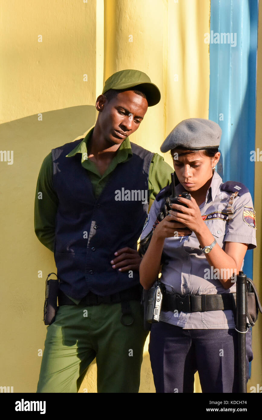 Cuban police hi-res stock photography and images - Alamy