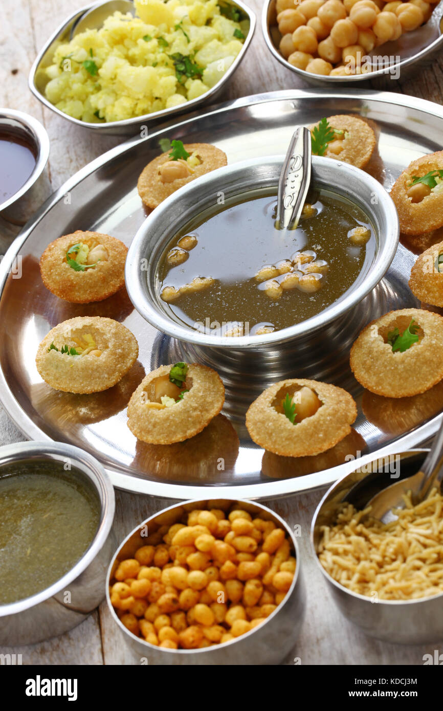 homemade pani puri, golgappa, indian snack Stock Photo - Alamy