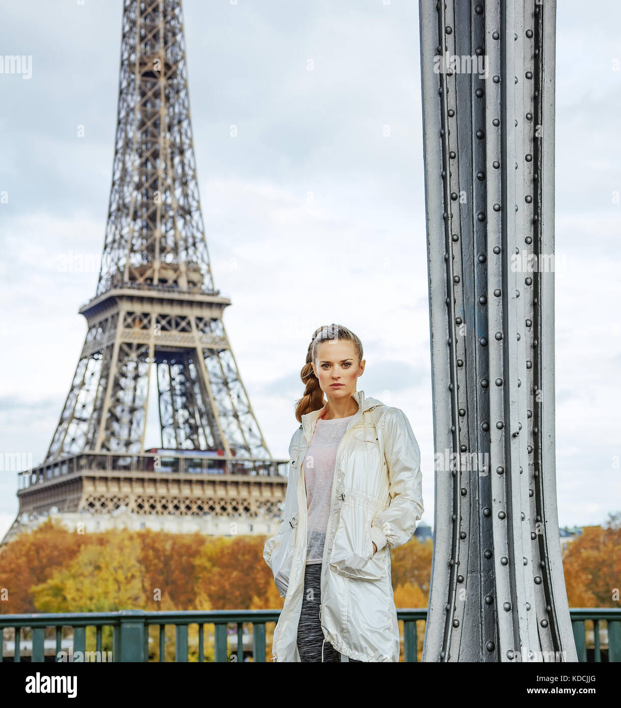 Year round fit & hip in Paris. Full length portrait of young fitness ...