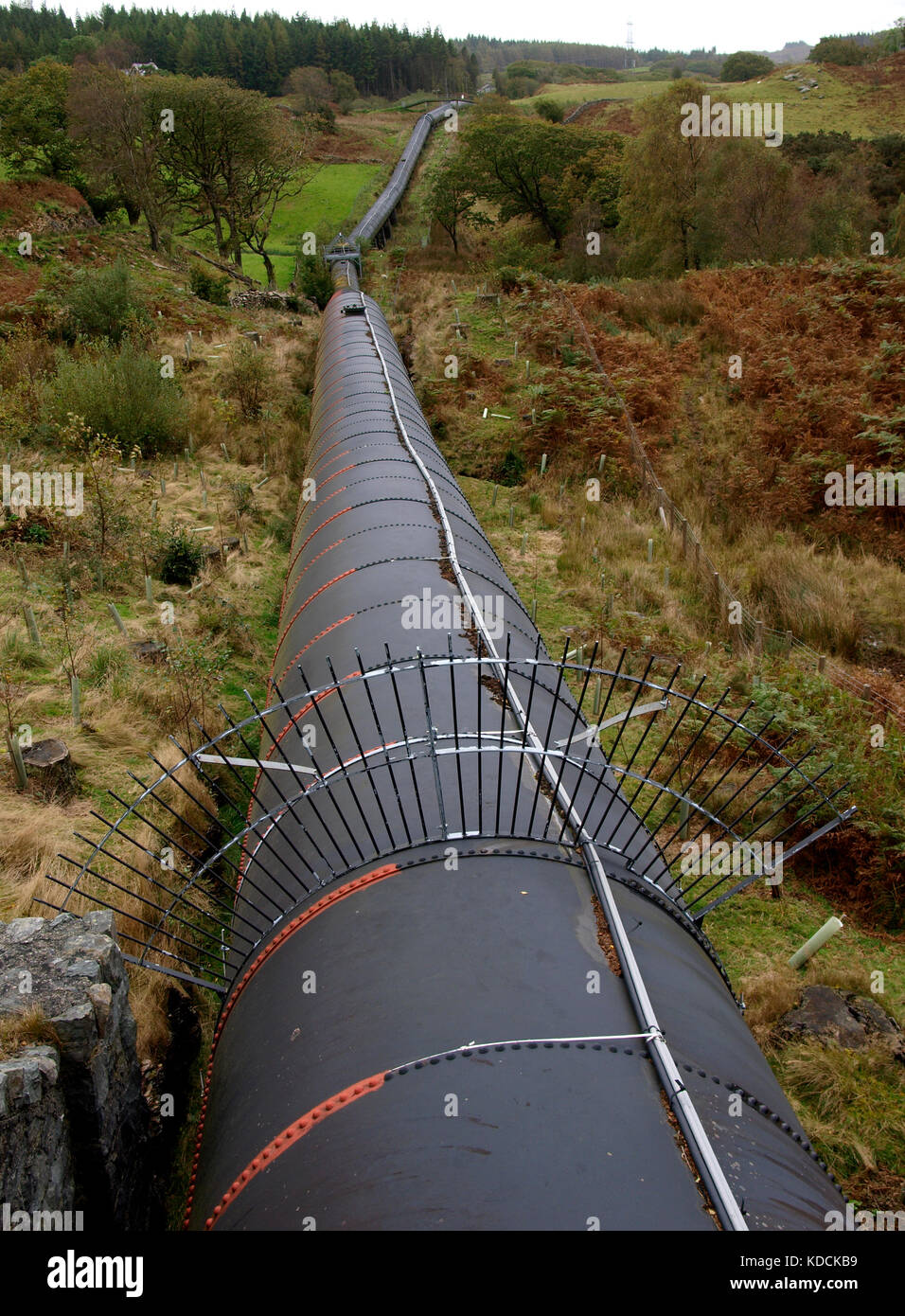 Pipe dam hi-res stock photography and images - Alamy