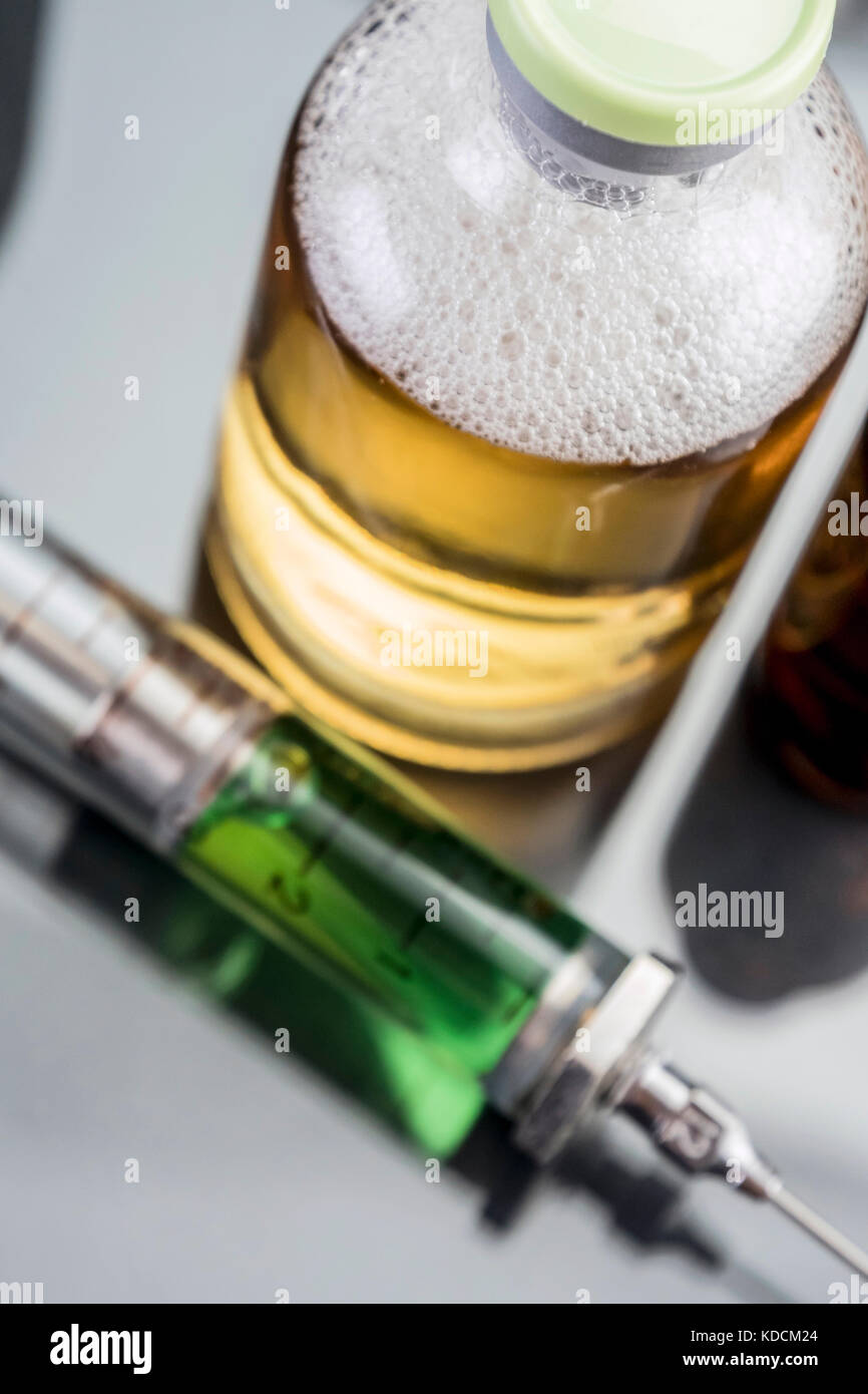 Laboratory vial hi-res stock photography and images - Alamy