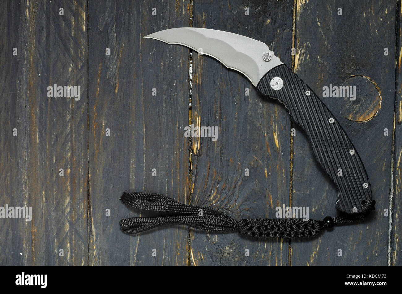 Moon Sickle Knife