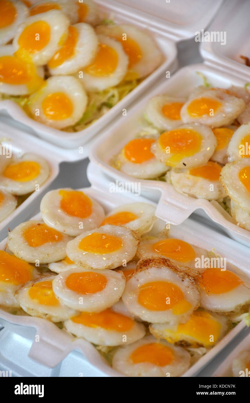 Street thai food quail eggs hi-res stock photography and images - Alamy