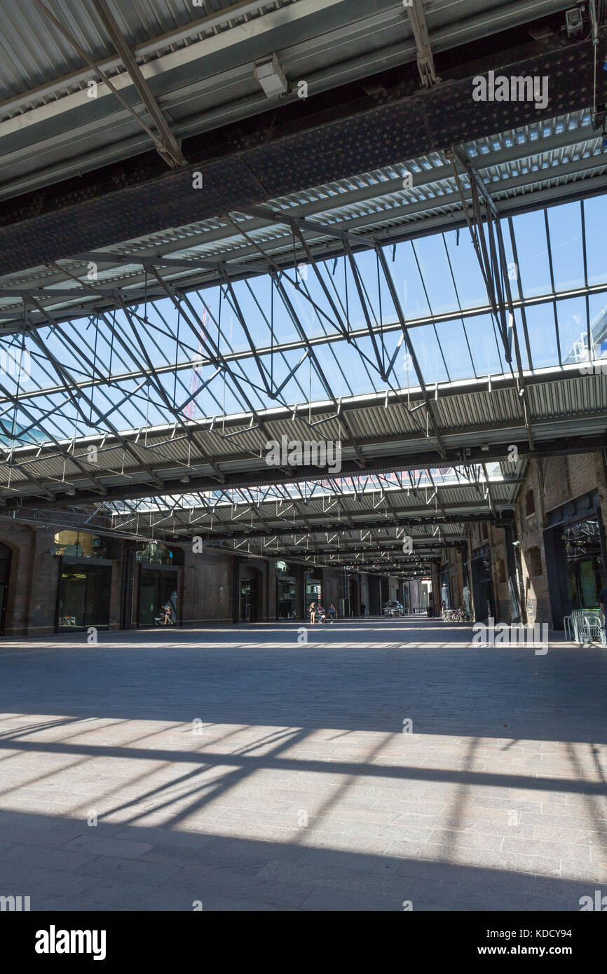 Westside Canopy by Midland Goods Shed, King's Cross, London, UK Stock ...