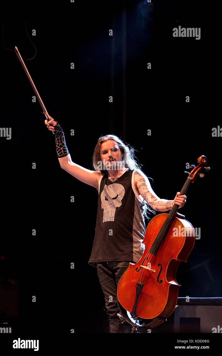 Apocalyptica band hi-res stock photography and images - Alamy