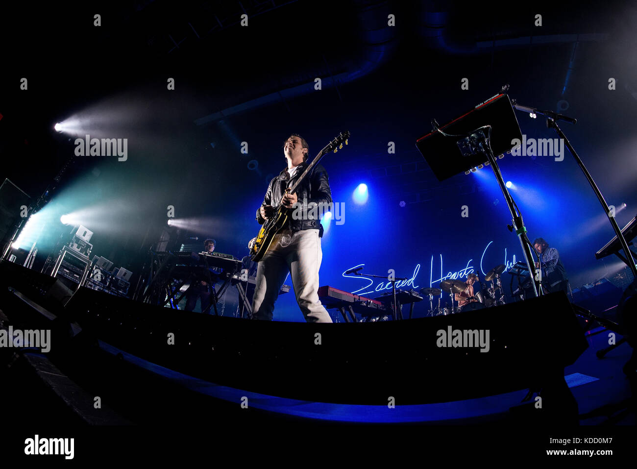 Mark foster foster the people hi-res stock photography and images - Alamy