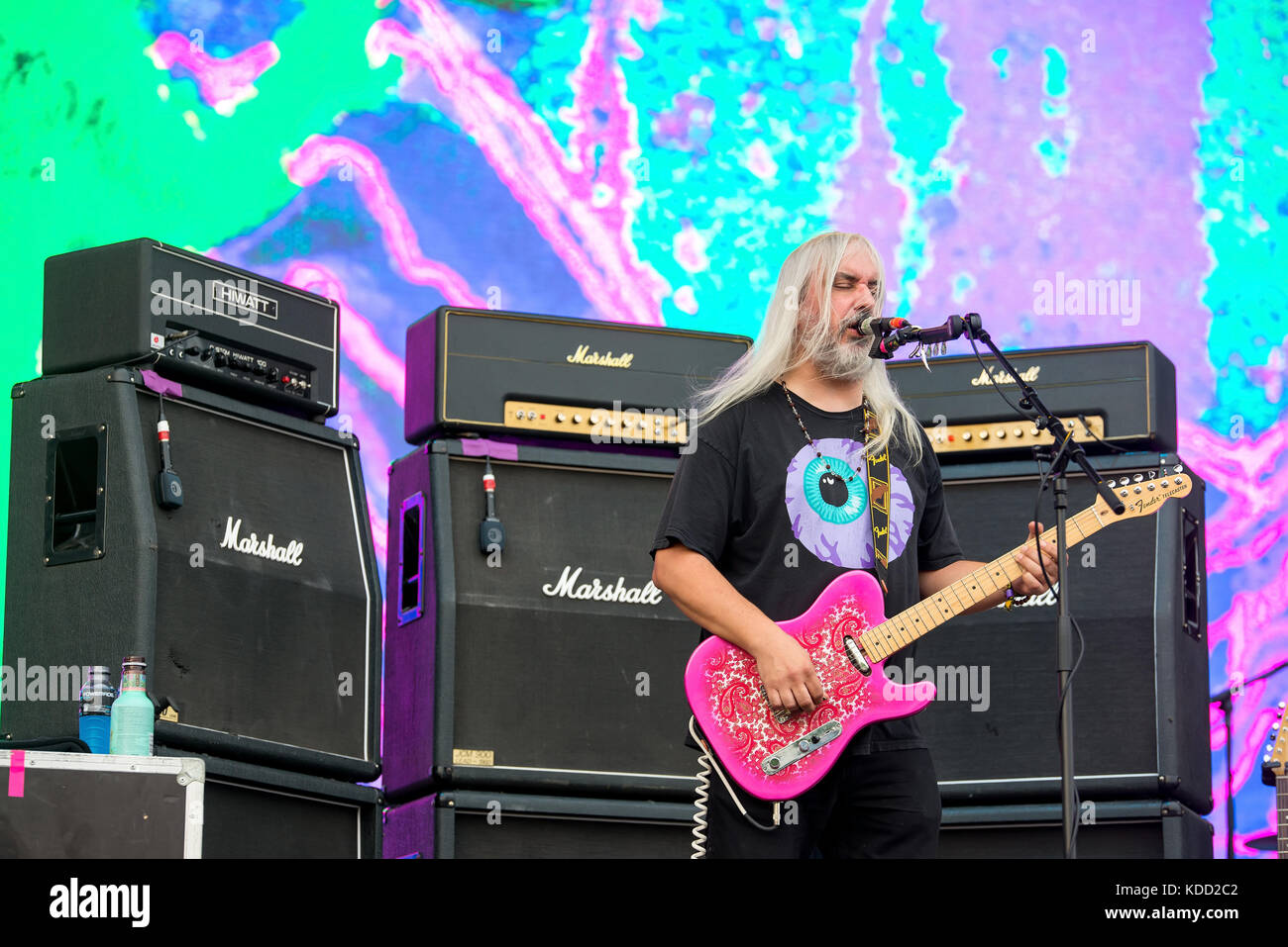 Dinosaur jr rock band hi-res stock photography and images - Alamy