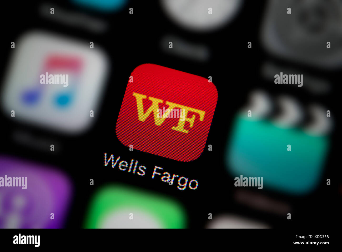 Wells fargo logo hi-res stock photography and images - Alamy