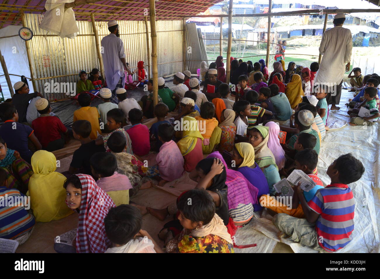 Rohingya kids hi-res stock photography and images - Alamy