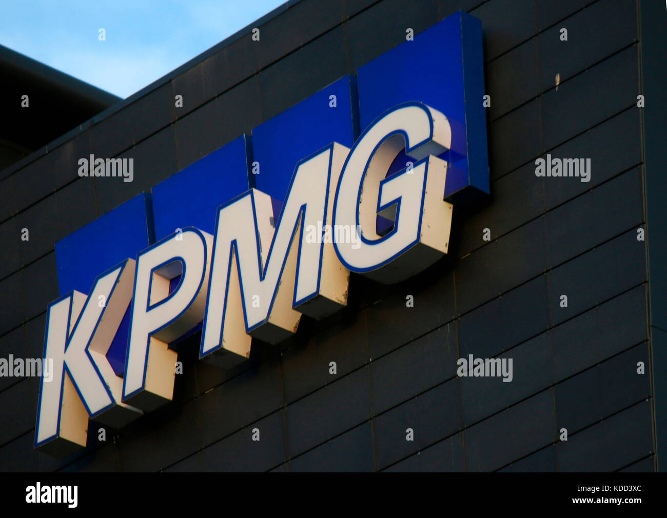 Logo - Markenname/ brand name: KPMG, Reykjavik, Island Stock Photo - Alamy