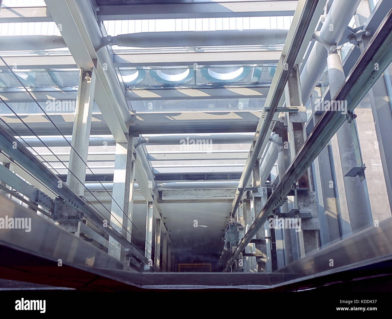 Elevator shaft hi-res stock photography and images - Alamy