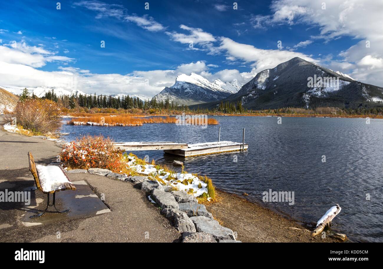 Vermilion lakes dock banff national park hi-res stock photography and ...