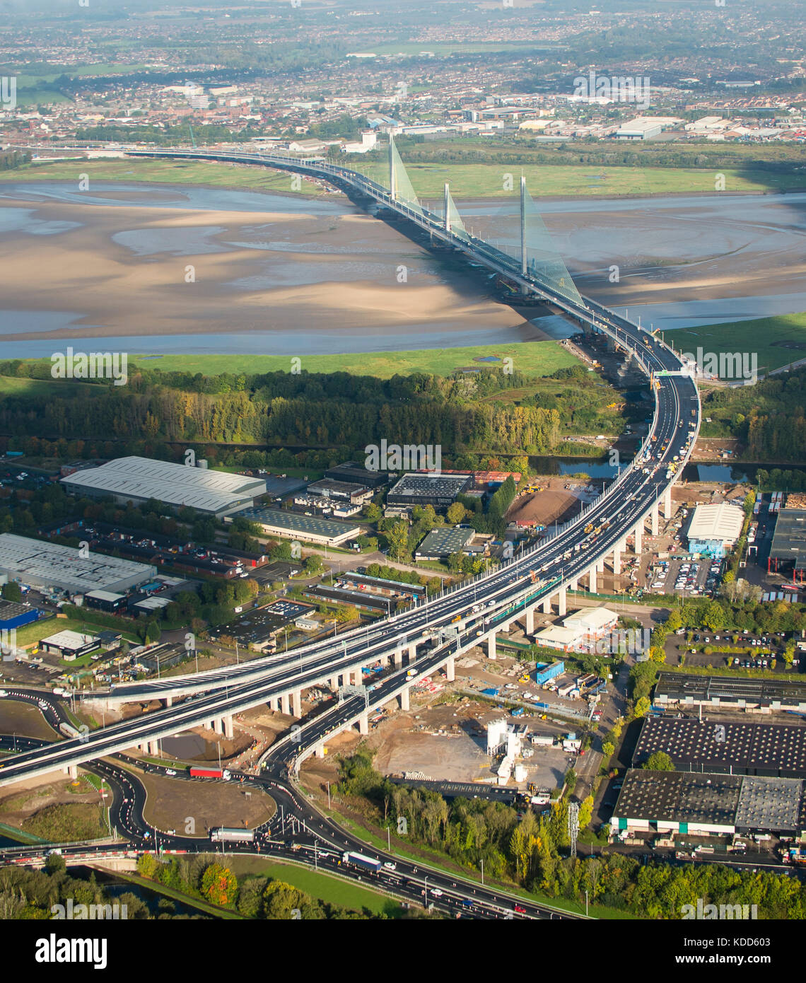 Aerial photo of New Mersey road bridge over the River Mersey Stock ...