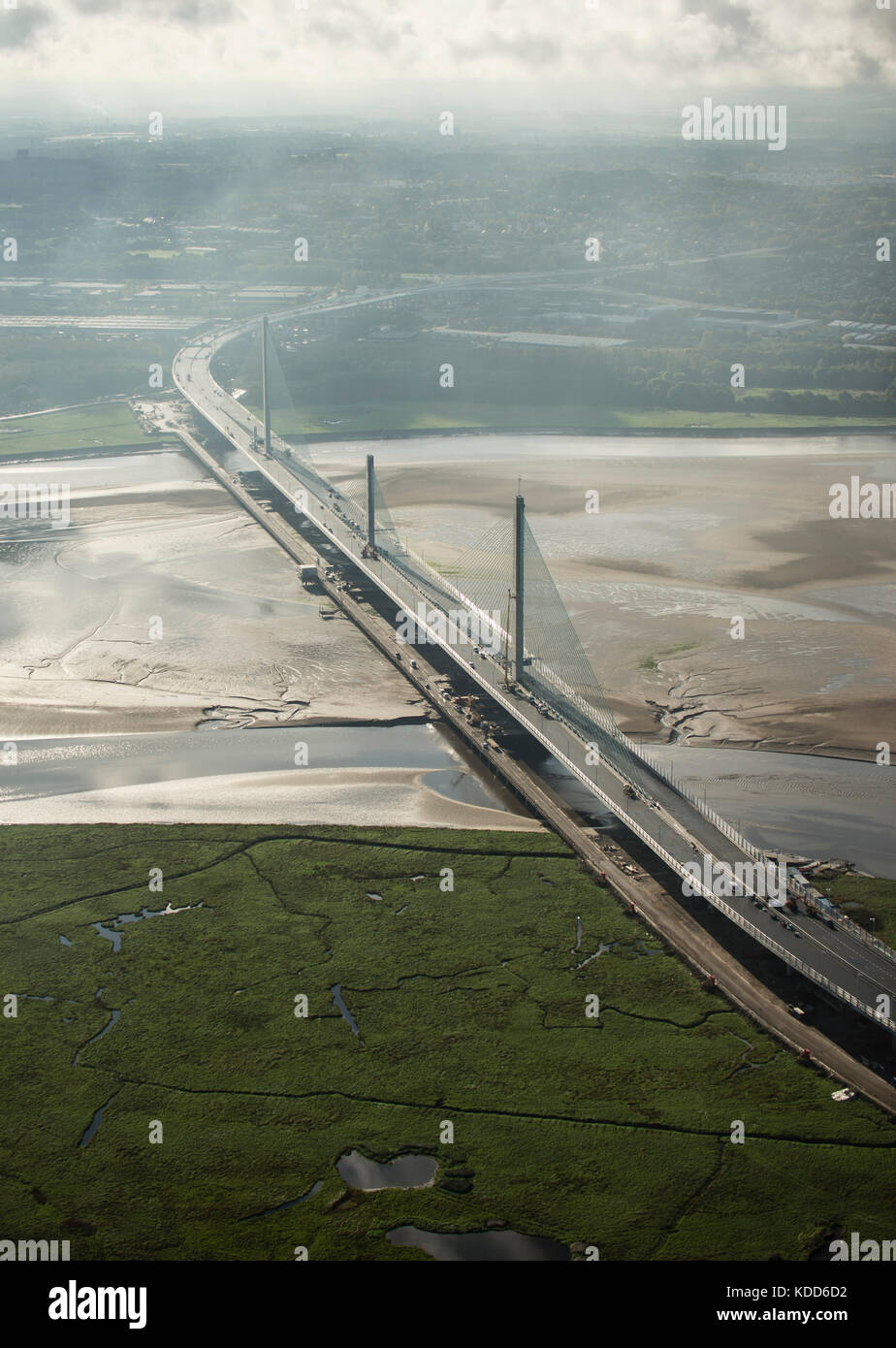 Aerial photo of New Mersey road bridge over the River Mersey Stock ...
