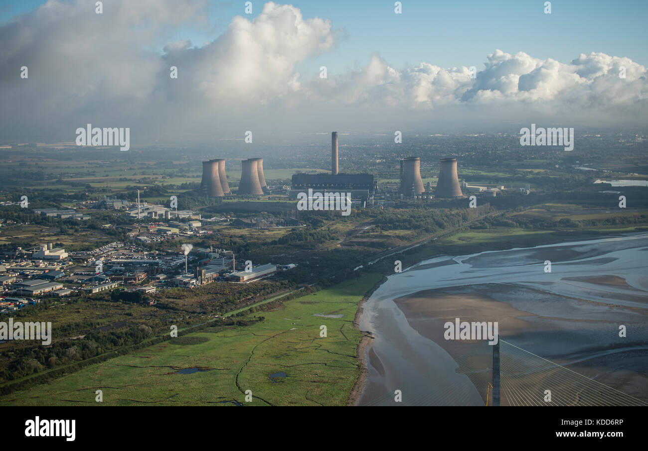 Modern mersey crossing hi-res stock photography and images - Alamy