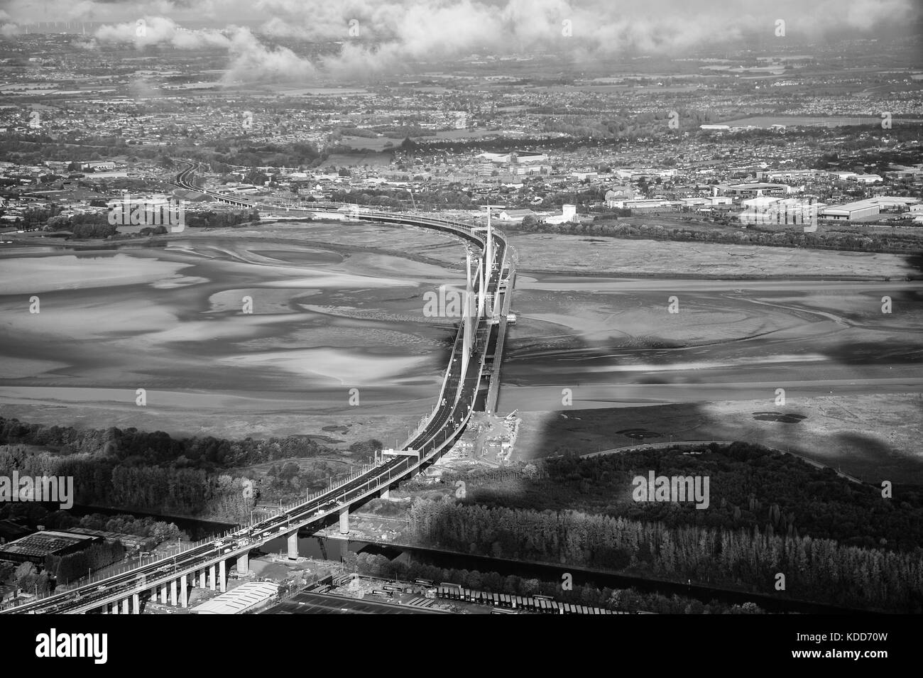 Aerial photo of New Mersey road bridge over the River Mersey Stock ...
