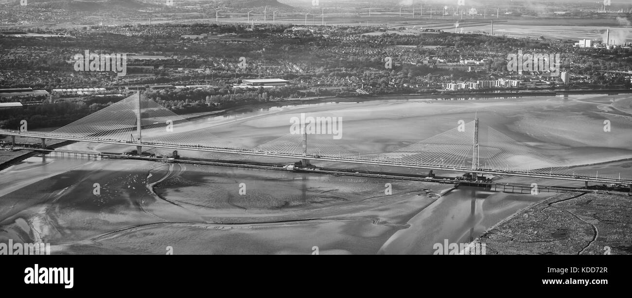 Aerial photo of New Mersey road bridge over the River Mersey Stock ...
