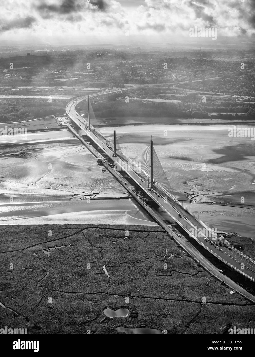 Aerial photo of New Mersey road bridge over the River Mersey Stock ...