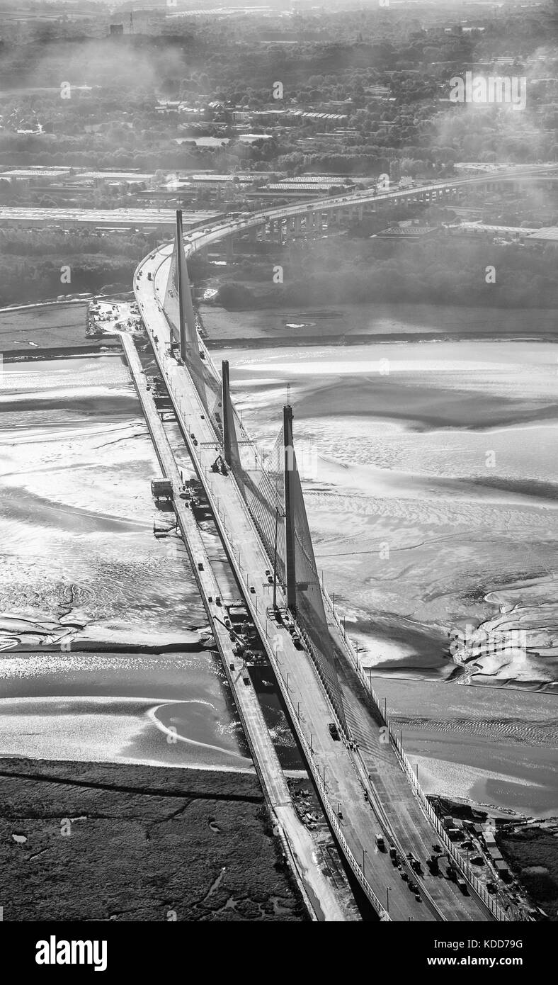 River meander aerial england Black and White Stock Photos & Images - Alamy