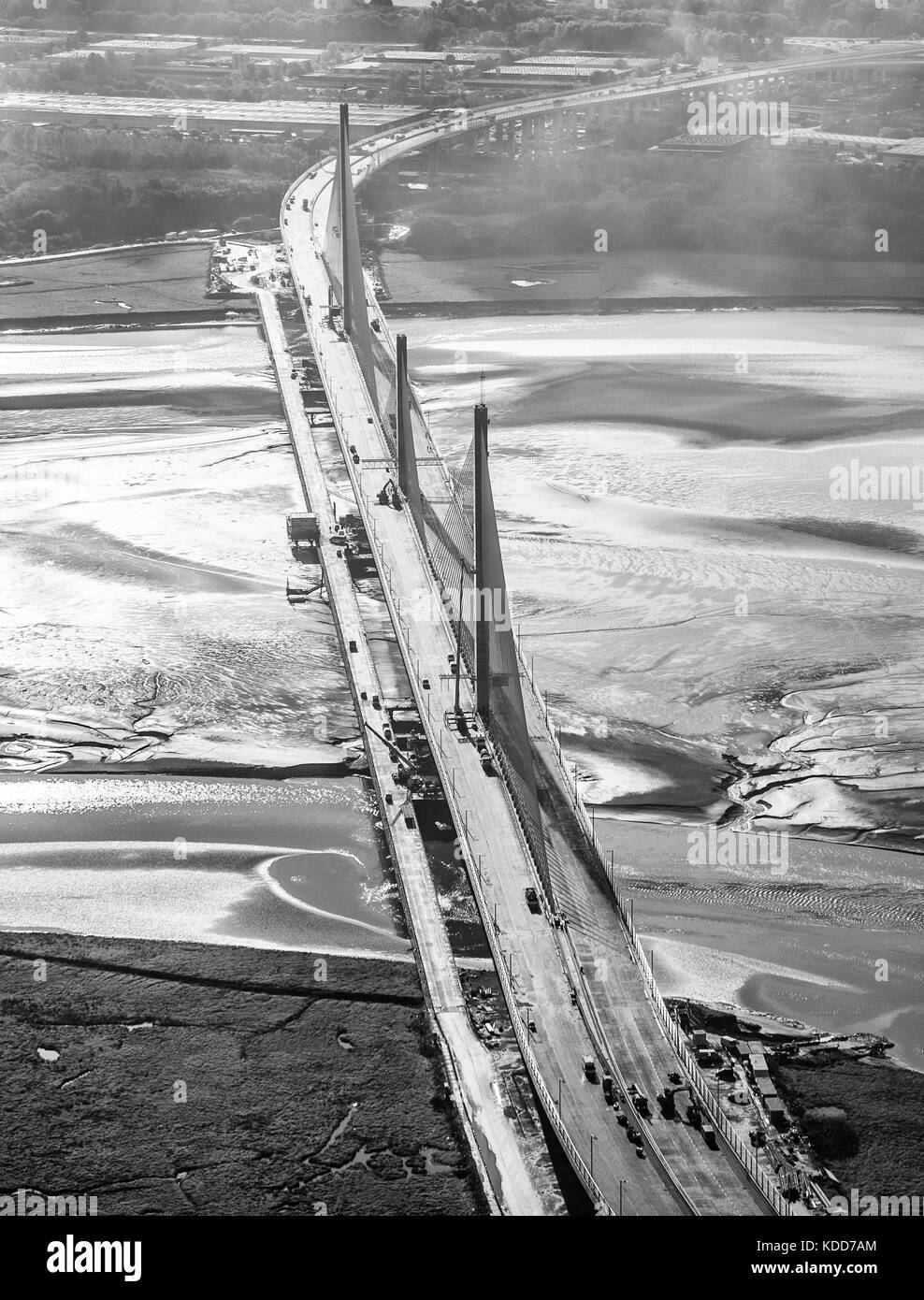 Aerial photo of New Mersey road bridge over the River Mersey Stock ...