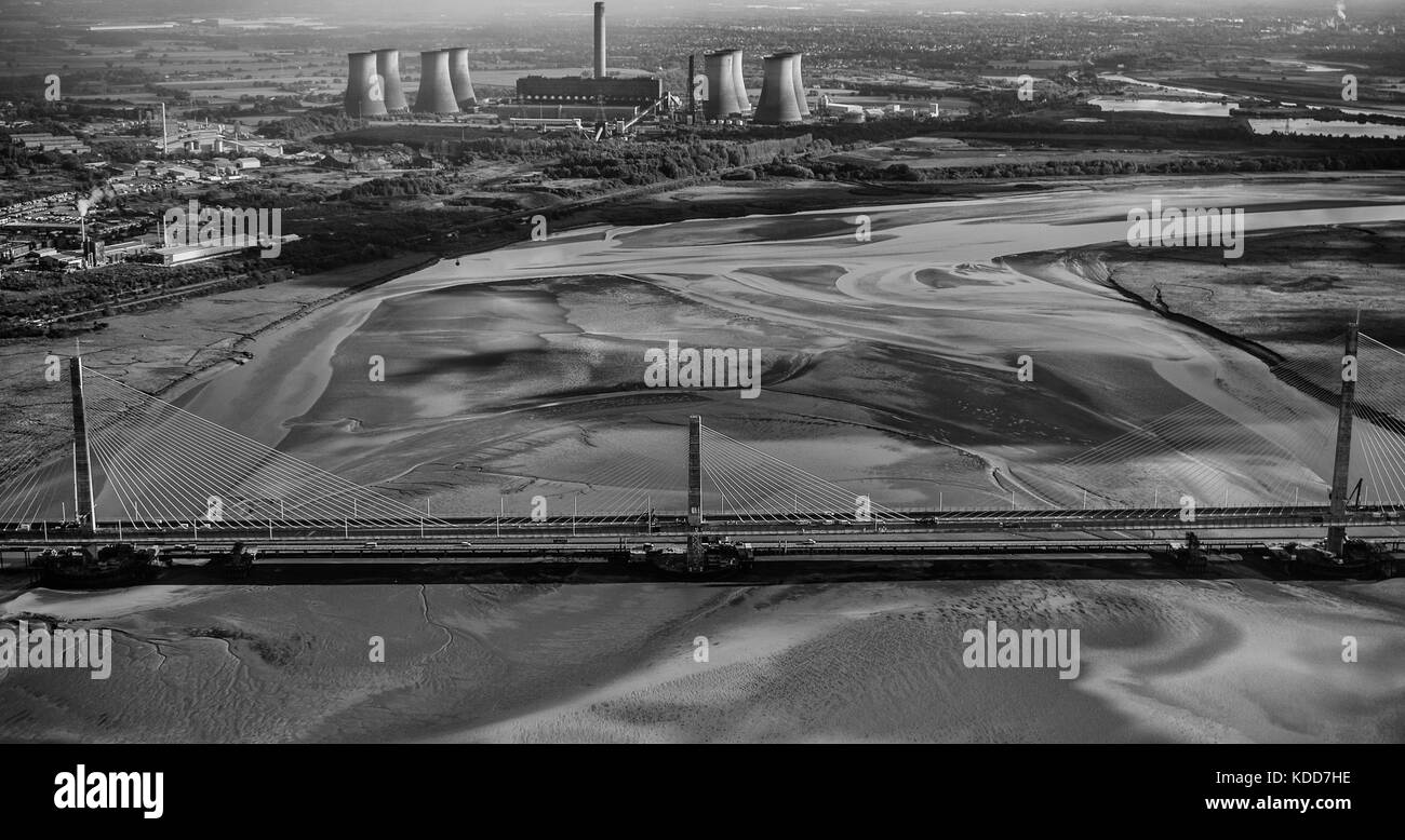 Aerial photo of New Mersey road bridge over the River Mersey Stock ...