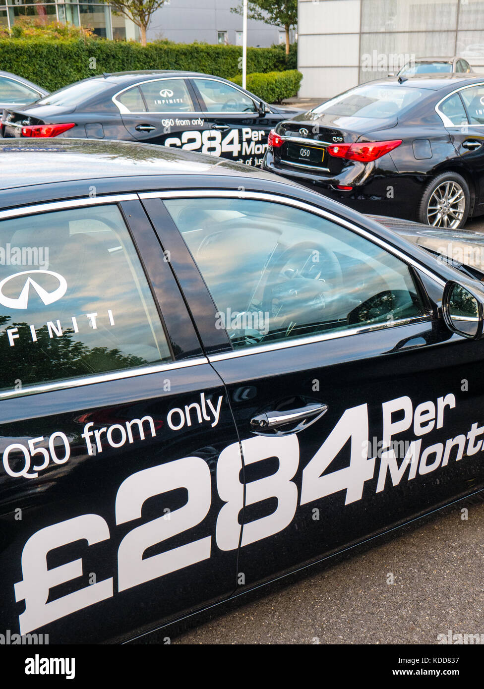 Infiniti Car Showroom, Reading, Berkshire, England Stock Photo - Alamy