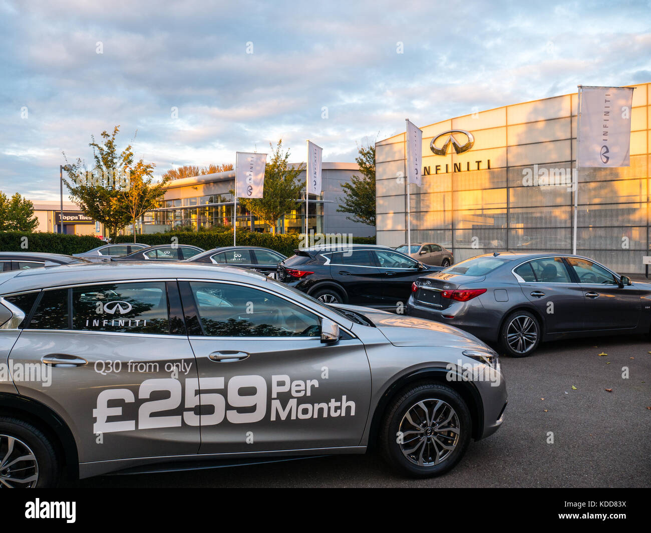 Infiniti Car Showroom, Reading, Berkshire, England Stock Photo - Alamy