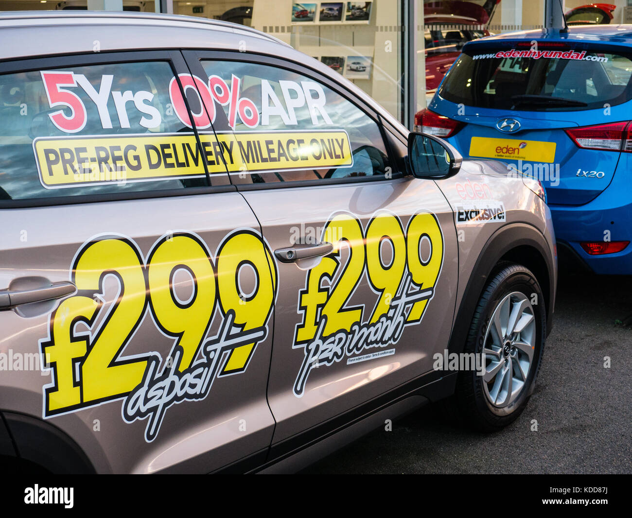 Hyundai Car Showroom, Reading, Berkshire, England, UK, GB Stock Photo ...