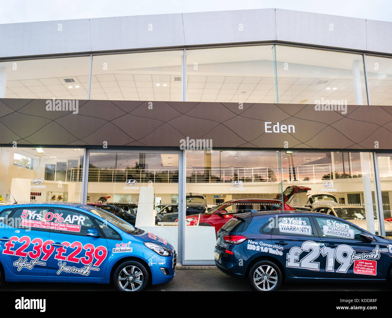 Hyundai Dealership, Car Showroom, Reading, Berkshire, England Stock ...