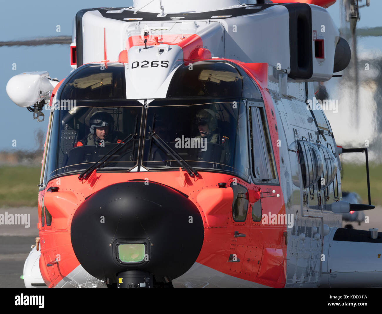 Helicopter rescue cockpit hi-res stock photography and images - Alamy